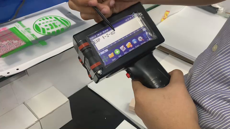 เครื่องพิมพ์วันที่ Eco Mini Pro Printer แบบมือถือ